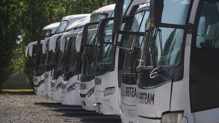 Master Bus – Un viaje seguro y a tiempo, todos los días, en todo el país